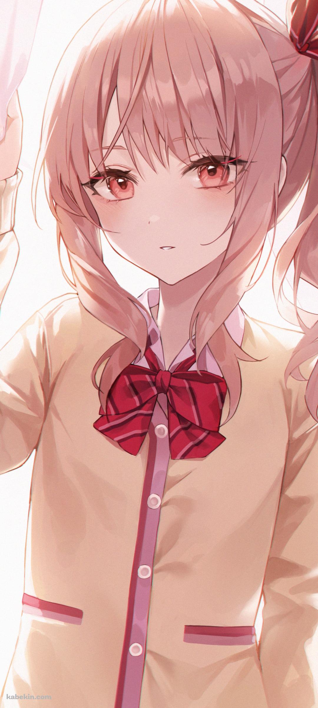カーテンを掴む暁山瑞希 / プロジェクトセカイのAndroid用のスマホ壁紙(1080 x 2400)| 壁紙キングダム