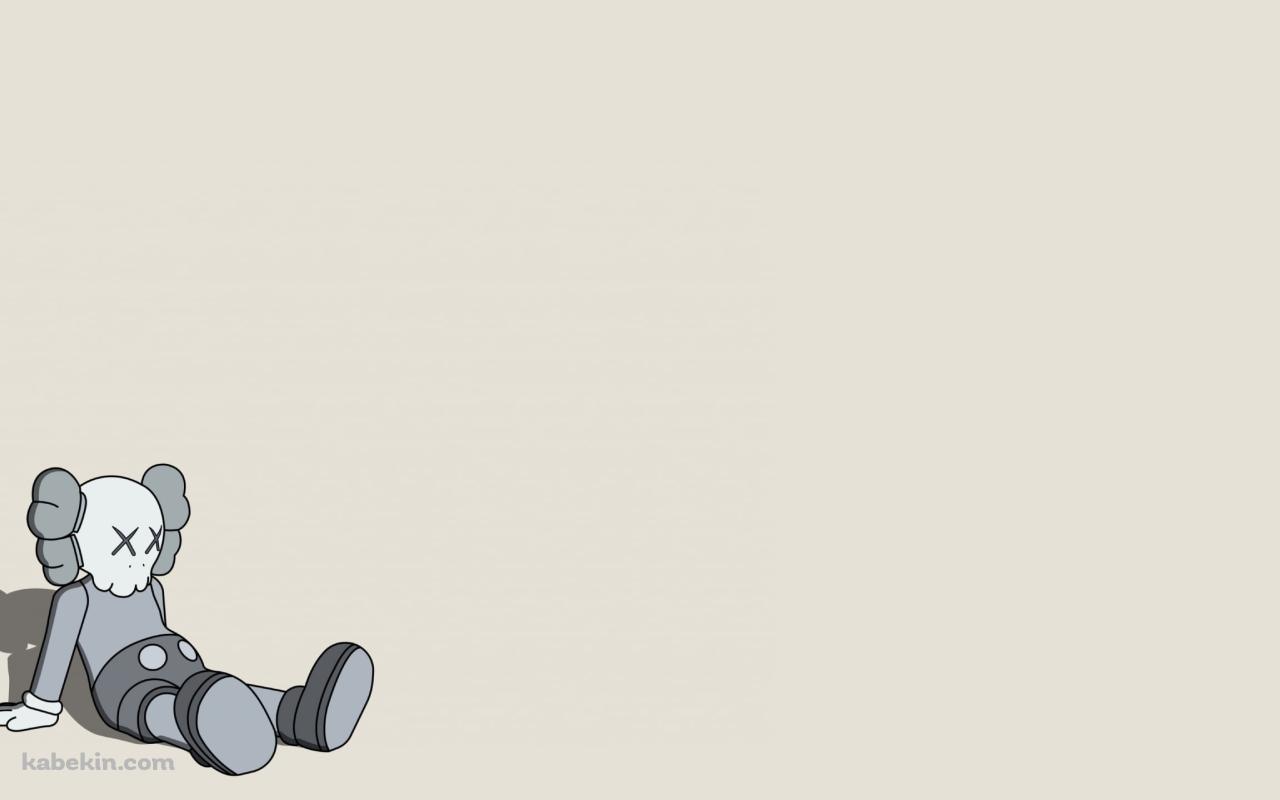 床に座るカウズ / Sit Down KAWS(1280x800px)のデスクトップPC用の壁紙 | 高画質 | 壁紙キングダム